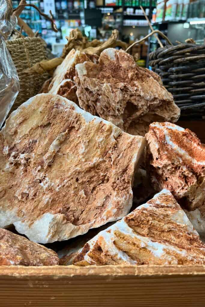 5 Visually Stunning Terrarium Rocks for Creative Planting